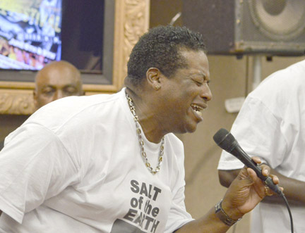 Music lovers pack library for Breaux tribute - Port Arthur News | Port ...