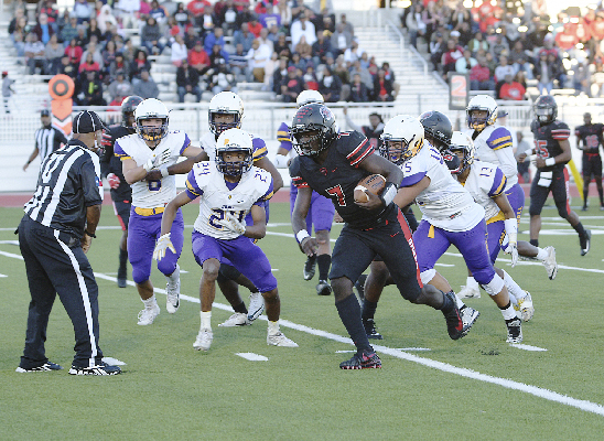 Jones to flu: Bug off: Memorial QB beats sickness on way to round 3 ...