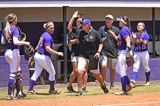 SOFTBALL: Amy Hooks tabbed as Lamar head softball coach - Port Arthur ...