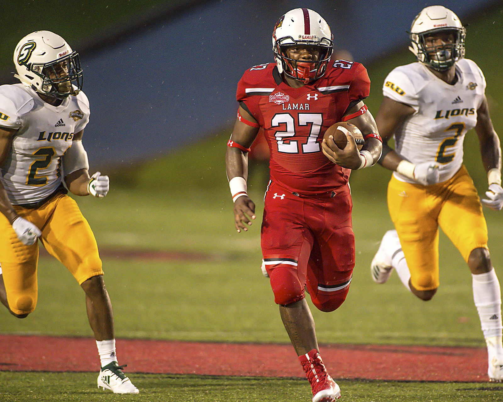 FOOTBALL: Another close call dodges Cardinals | Port Arthur News