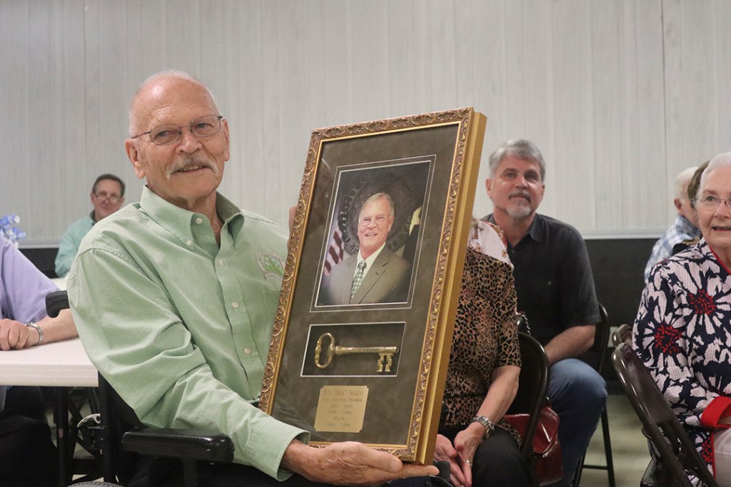 For 46 years of service: Retiring Mayor Nugent gets key to city at ...