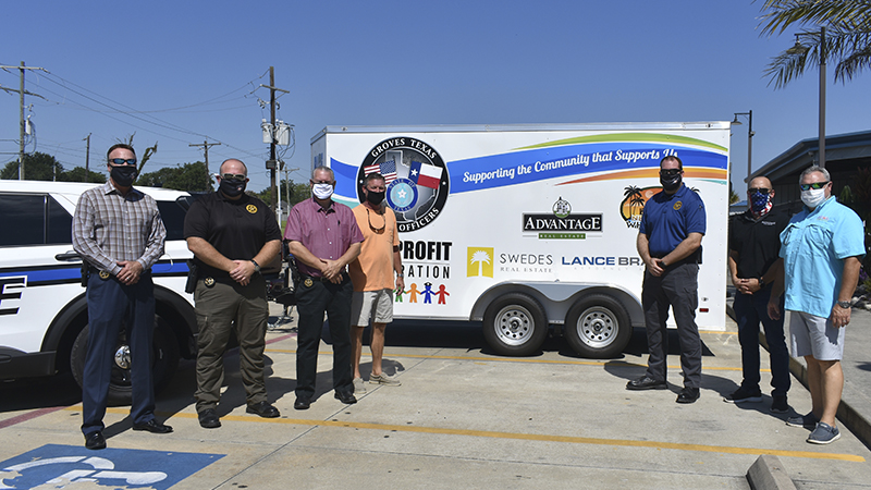 Business community provides trailer for Groves Police | Port Arthur News