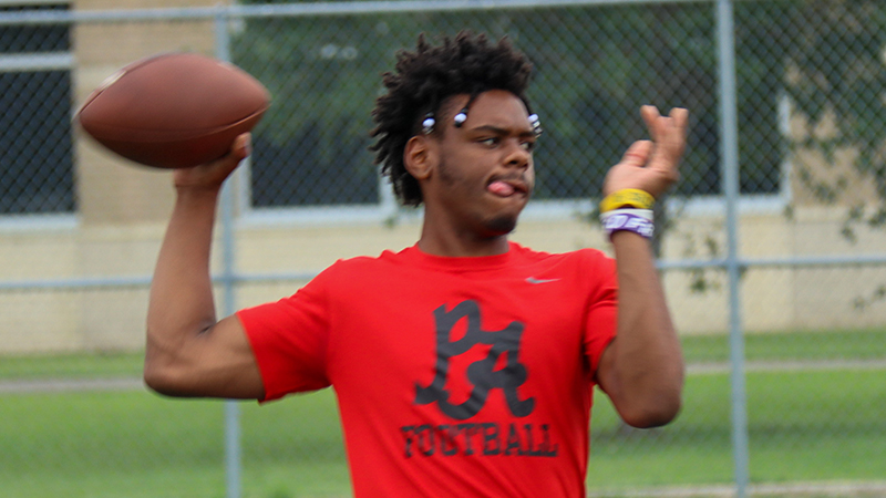 Memorial student-athletes Jah’mar Sanders, Jaylon Guilbeau announce ...