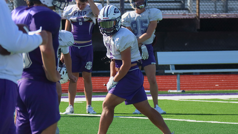 PNG receiver Carson Wallace reaps benefit of football family | Port ...