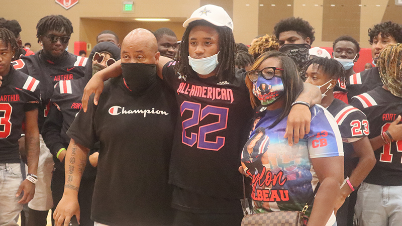 Memorial's Jaylon Guilbeau taking next step with All-American Bowl ...