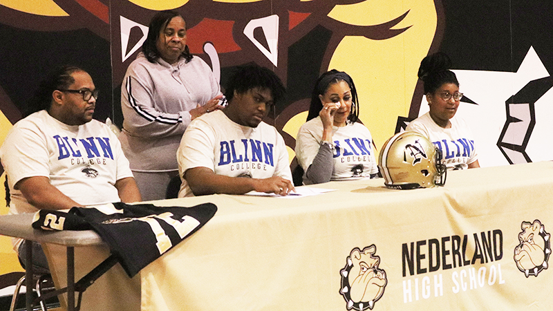 Another Nederland bruiser — this time Michael Marshall — joining Blinn ...