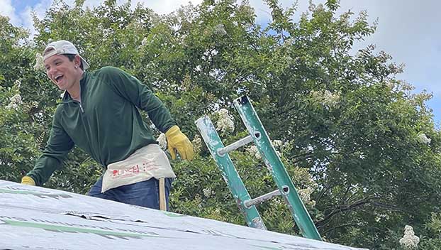 MONIQUE BATSON — Teens’ mission work brings hope, inspiration to Harvey ...