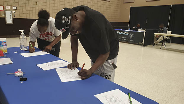 City of Port Arthur job fair brings in more than 250 applicants | Port ...