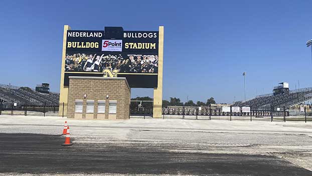 Bulldogs ready for literal homecoming; Nederland returns to home ...