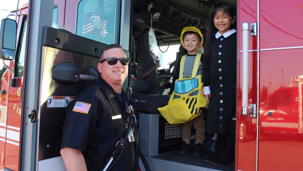 PHOTO GALLERY — Port Neches Fire Department hosts fun for all - Port ...
