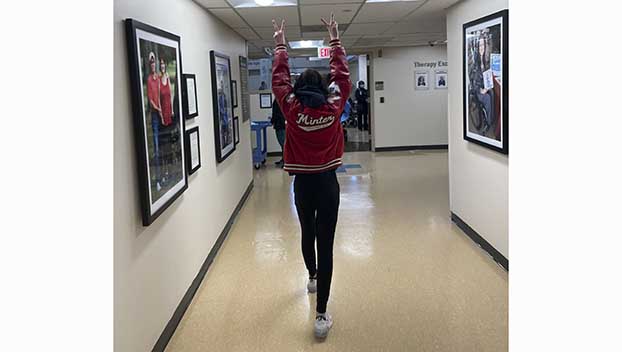 Cheerleader recovers after horrific wreck that caused brain injuries ...