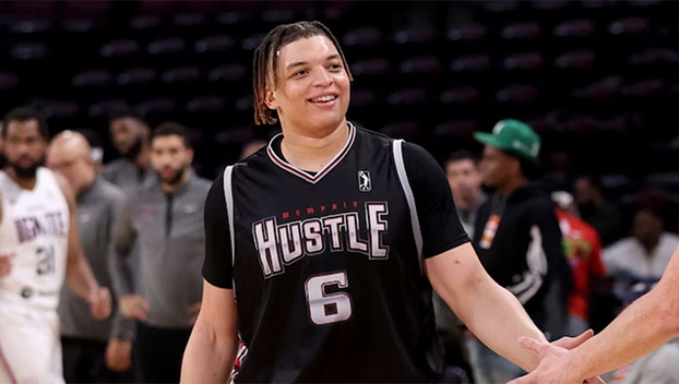 Kenneth Lofton Jr. adds to his basketball success, earns G League ...