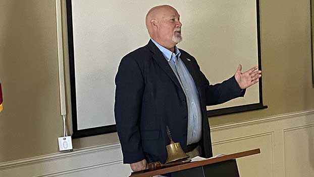 Commissioner Cary Erickson gives update on airport development, Ford ...