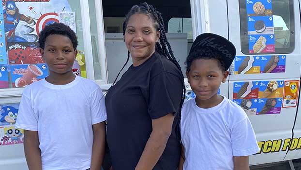 TAKE A LOOK — Crowd gathers in Port Arthur at LSCPA for free July 4th ...