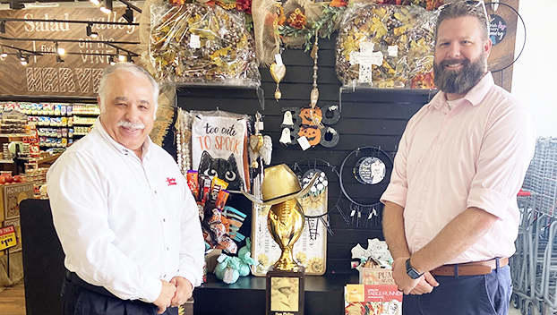 Market Basket makes home for Bum Phillips Bowl Trophy before Mid County ...