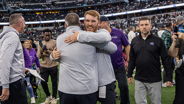 PHOTO GALLERY plus keys to Port Neches-Groves High's 2023 football ...