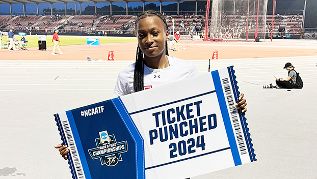Brianna Howard sprinting to NCAA Championships | Port Arthur News