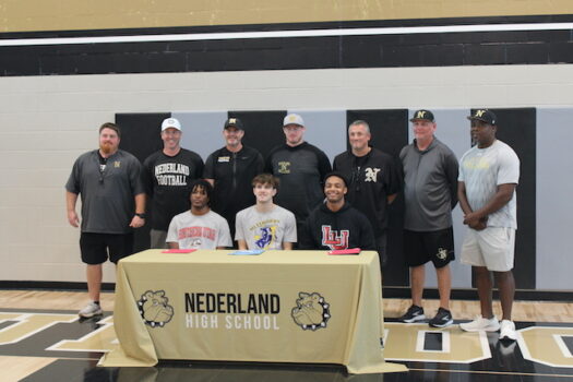 Three Nederland Bulldogs sign to play at the next level - Port Arthur ...